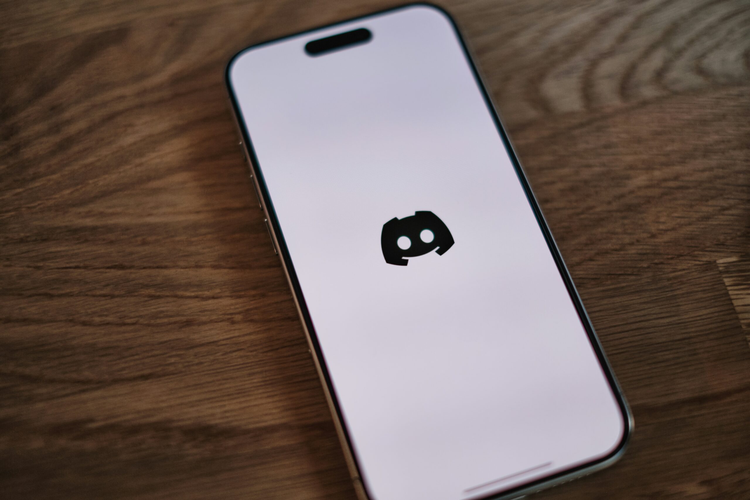 Is Discord Really Private: Discord Privacy Policy Explained - Ayan Rayne